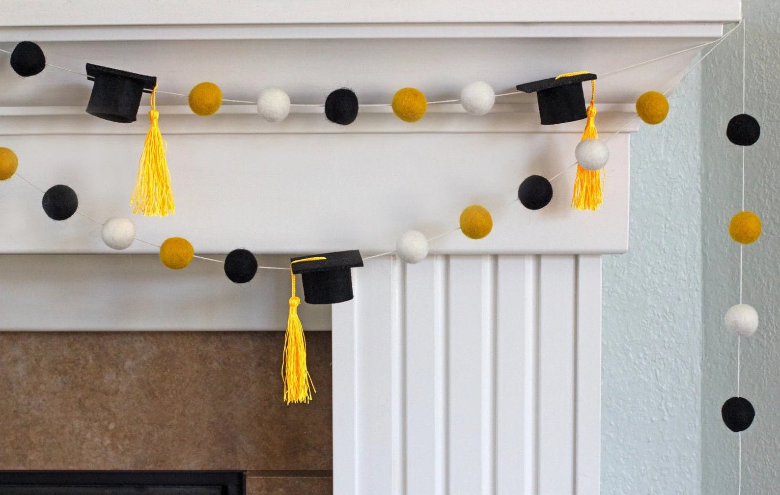 Graduation Party Decorations - Bonbons Connexion